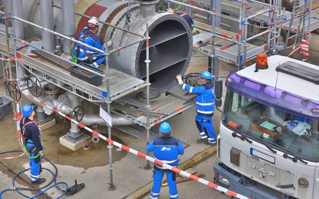 02_RohrerGroup_HeaderMontage_01 - Rohrer Group